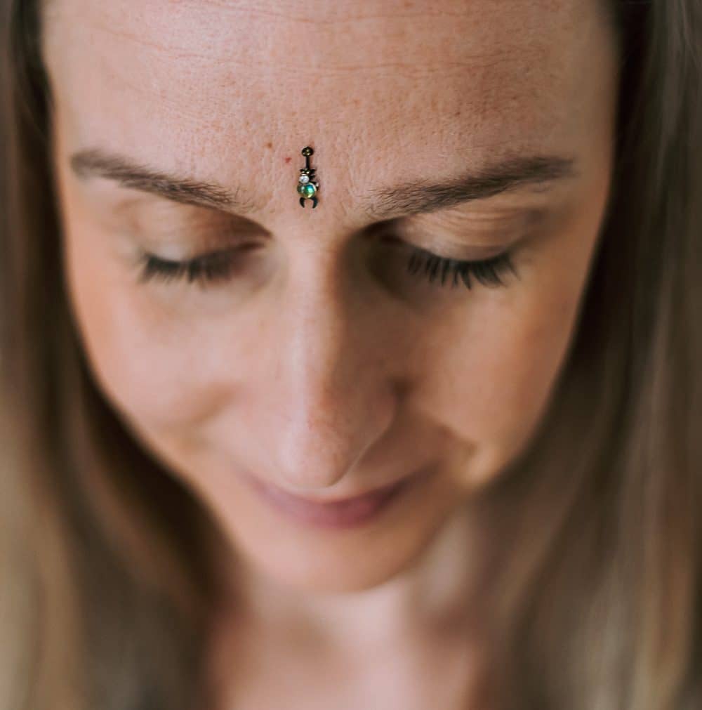 Tilak e Bindu: il loro significato nella tradizione indiana